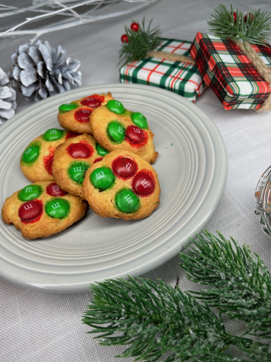 Christmas Cookies with MMs